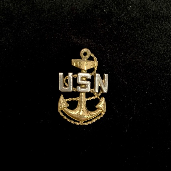 Vintage | Accessories | Vintage Usn Navy Tack Pin Chief Petty Officer ...
